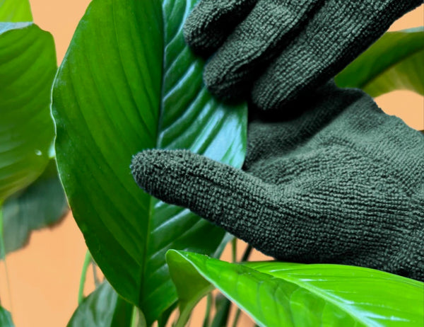 We The Wild - Leaf Cleaning Gloves – Green Folk Botany Shop